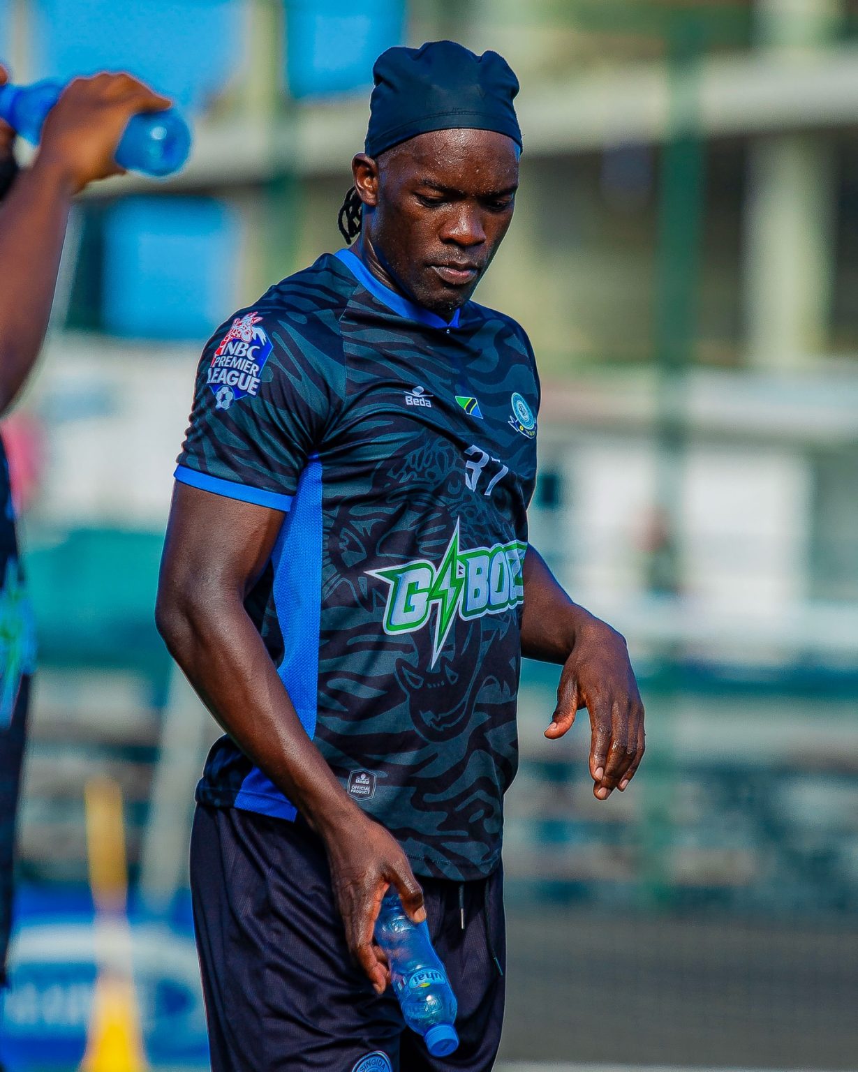 Azam FC vs Singida Black Stars wakubwa kazini – Saleh Jembe